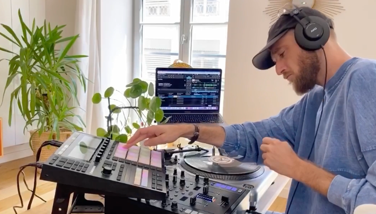 Deux minutes pour t’inspirer avec Greg Beat, MASCHINE et TRAKTOR ...