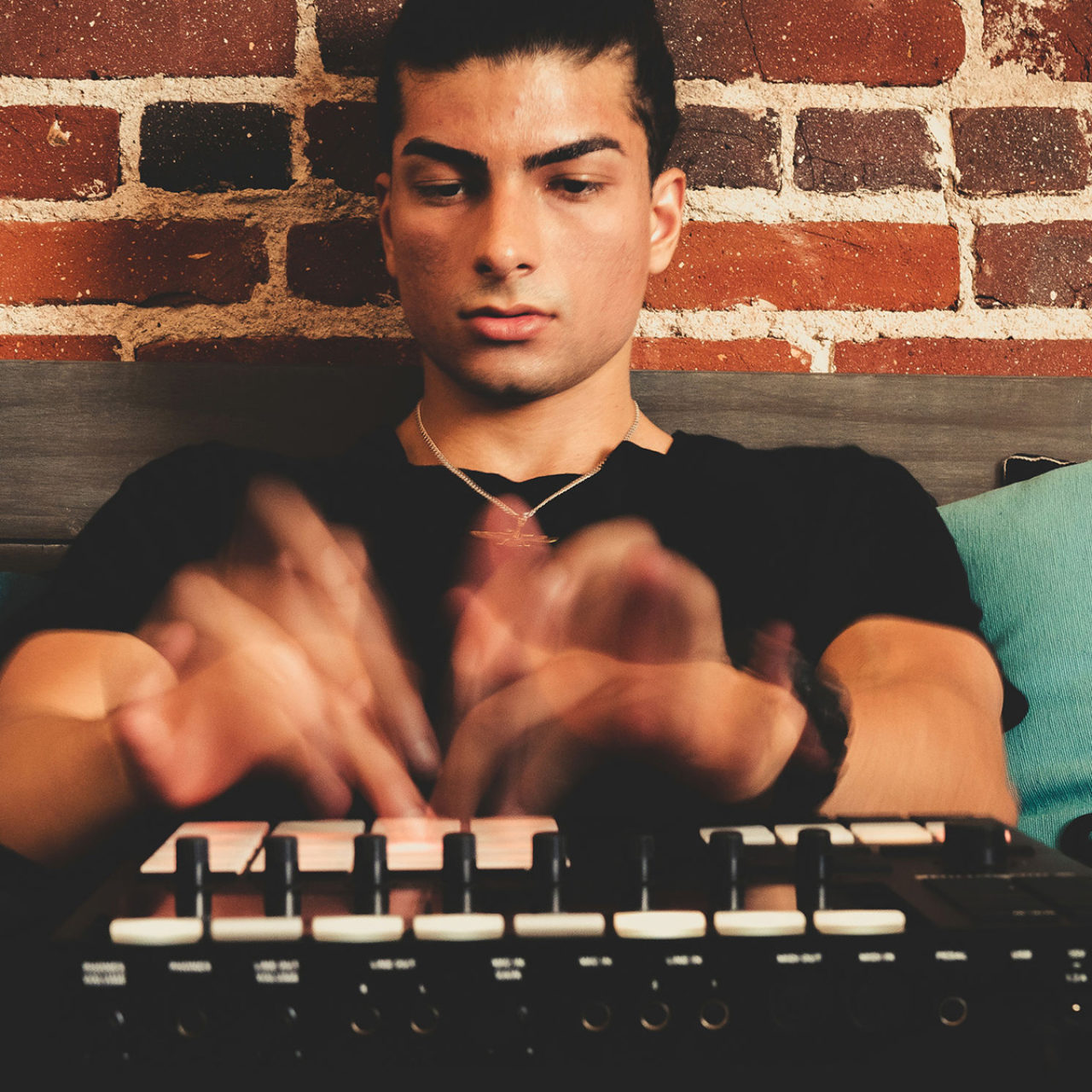 ASADI’s Persian trap MASCHINE | Native Instruments Blog
