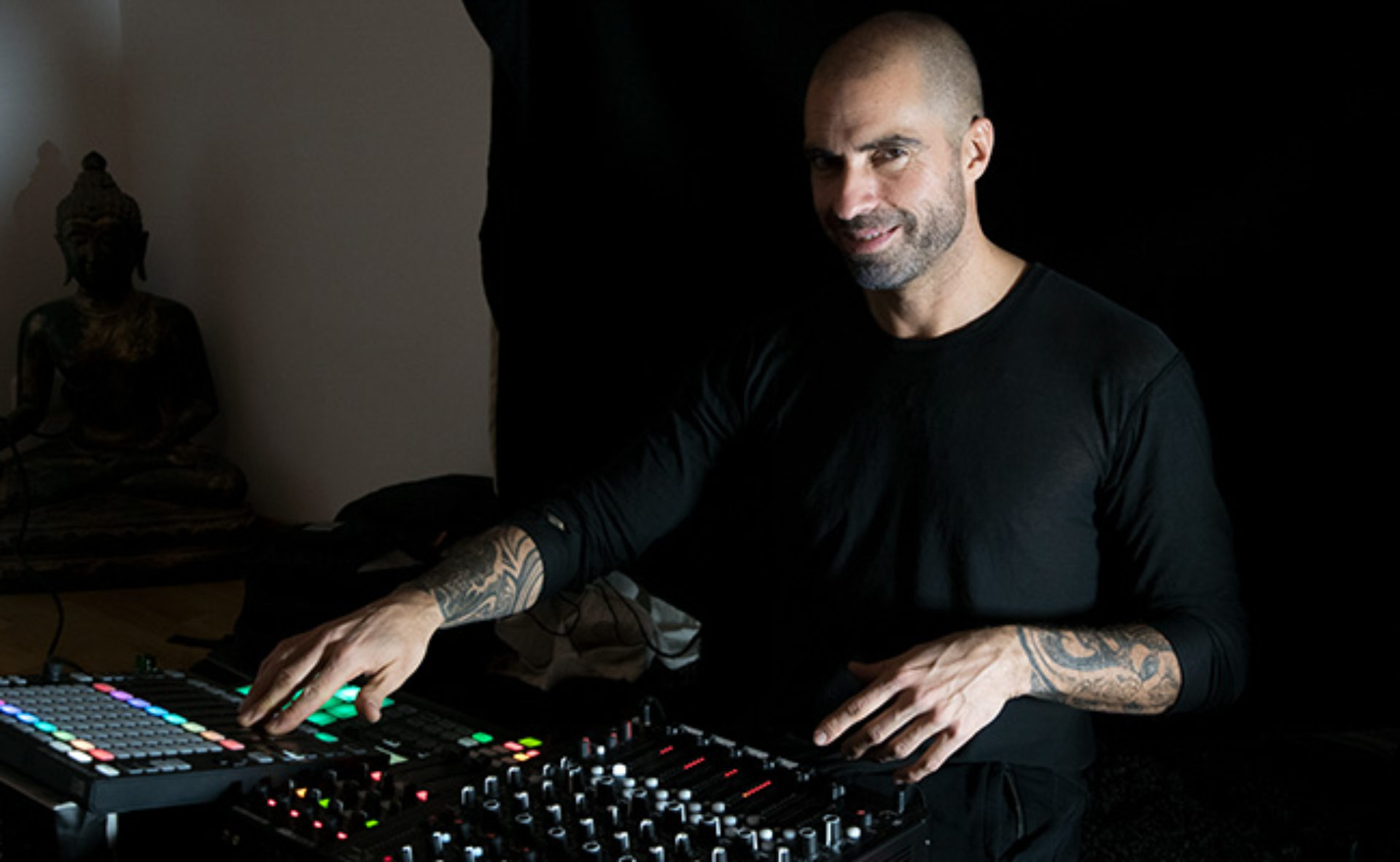 Four-deck DJing: A beginner’s guide | Native Instruments Blog