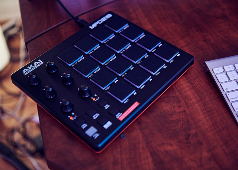 Lauren Ruth Ward: 经典写歌方式 | Native Instruments Blog