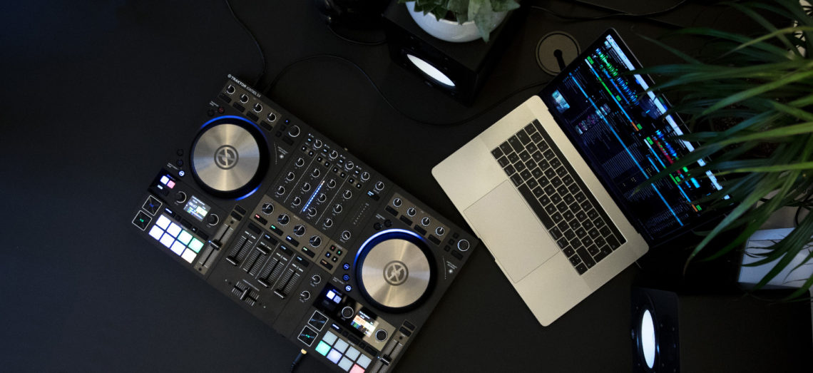 Vidéo : Tout savoir sur TRAKTOR S4 et TRAKTOR PRO 3 | Native ...