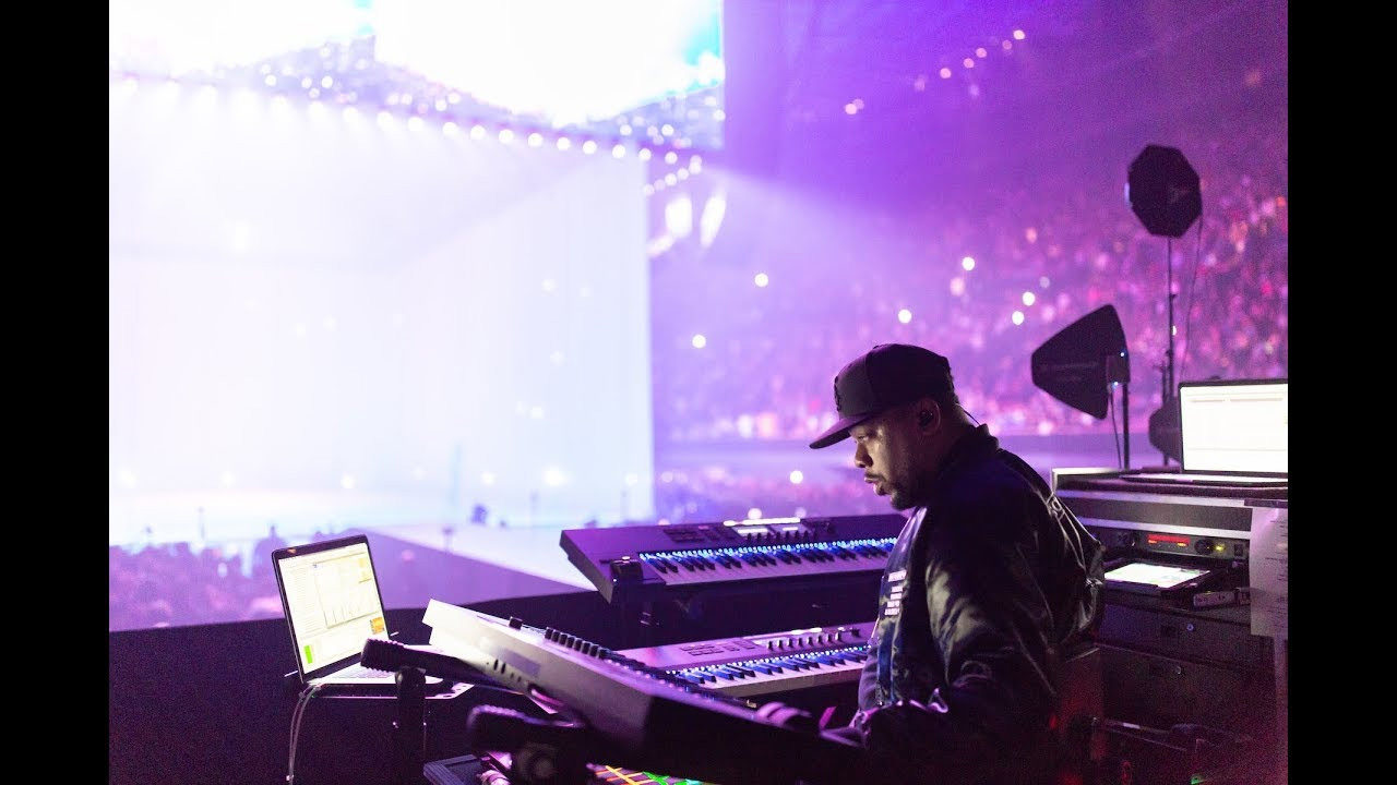 Behind Drake's live production with D10