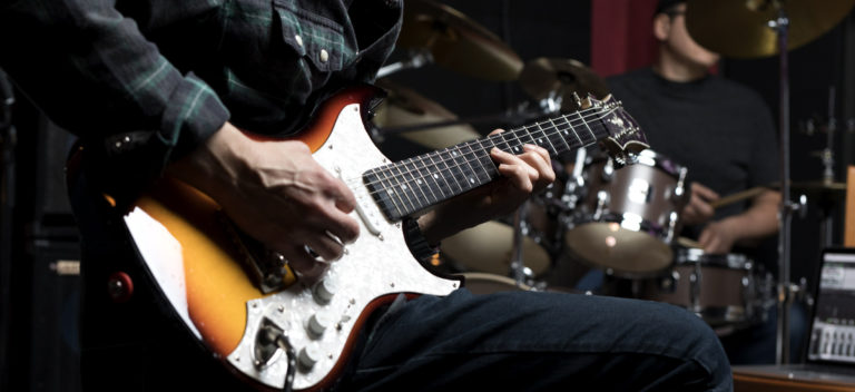 10 ways to rock without a band | Native Instruments Blog