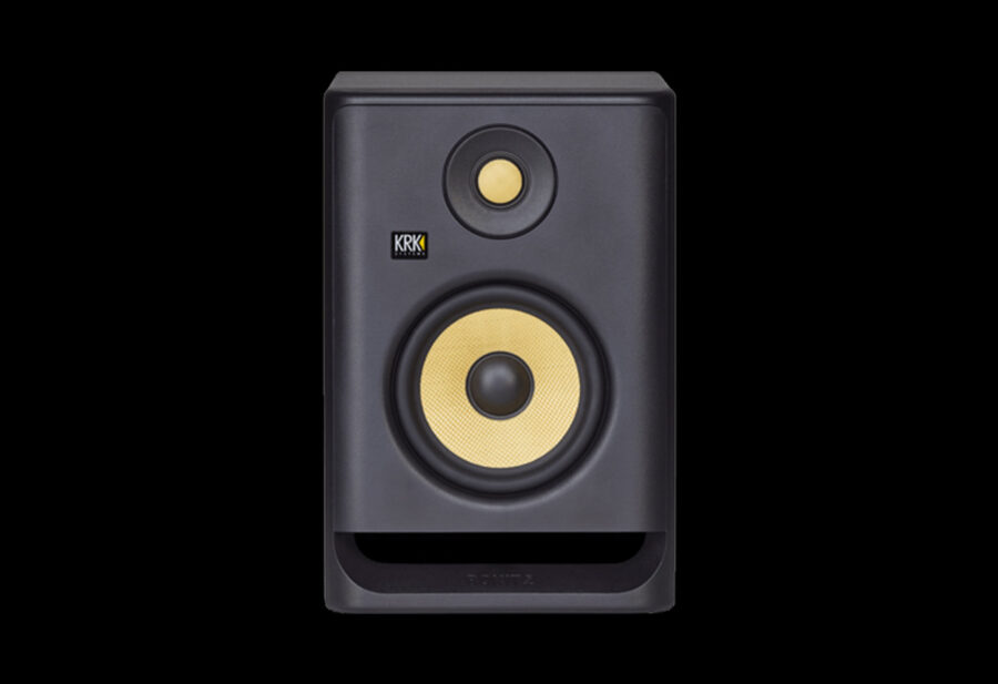 Beginner DJ equipment: what you need to start DJing | Native ...