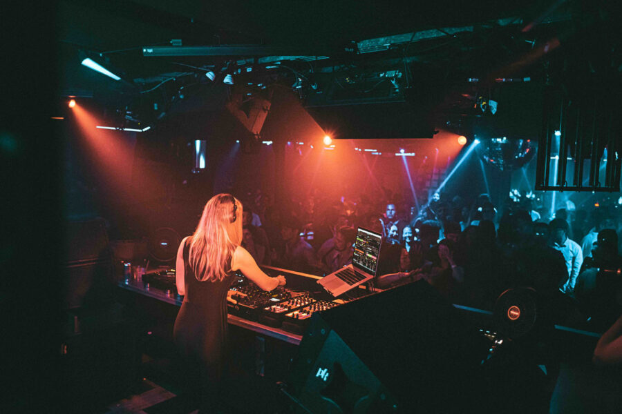 How to become a DJ: the ultimate guide – Native Instruments Blog