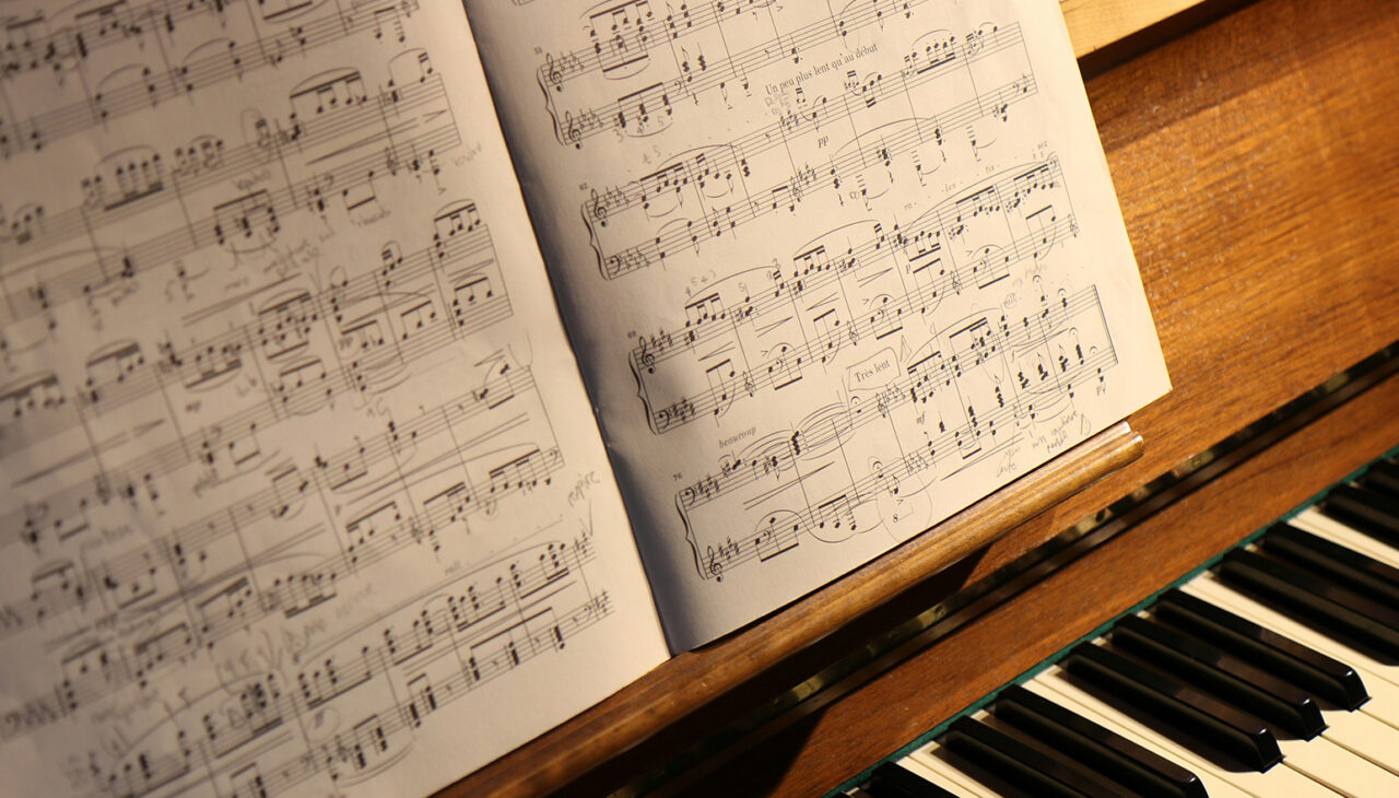 Song structure 101: The basics every songwriter should know | Native ...