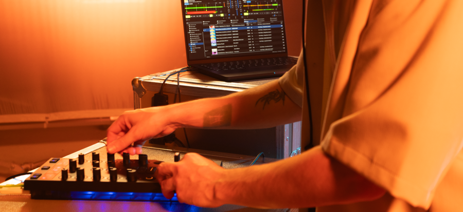 How to DJ with the Traktor Z1 MK2 | Native Instruments Blog