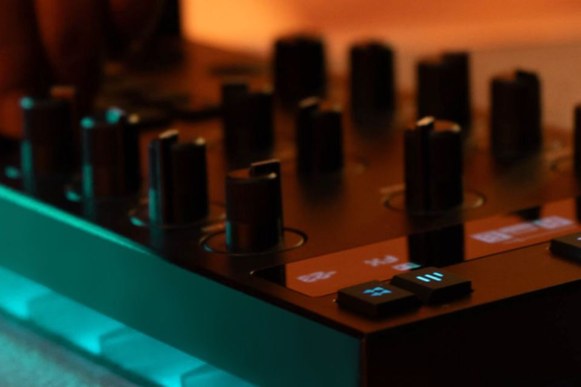 How to DJ with the Traktor Z1 MK2 | Native Instruments Blog