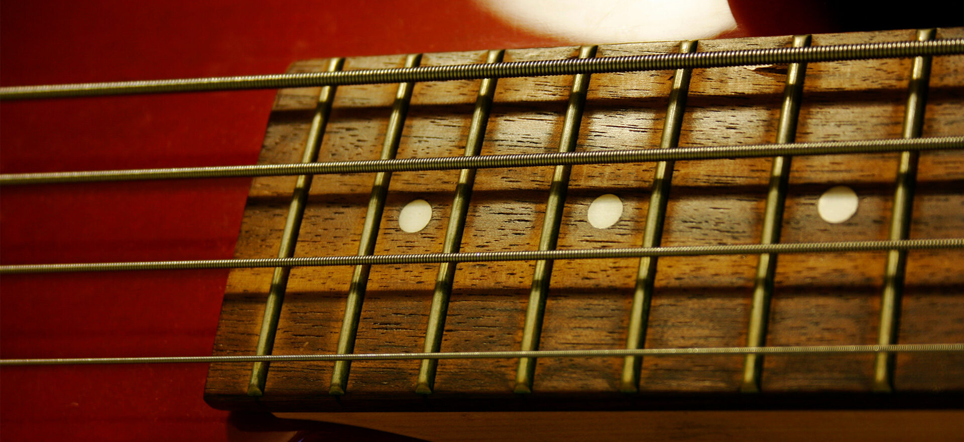 How to create wide bass lines – Native Instruments Blog