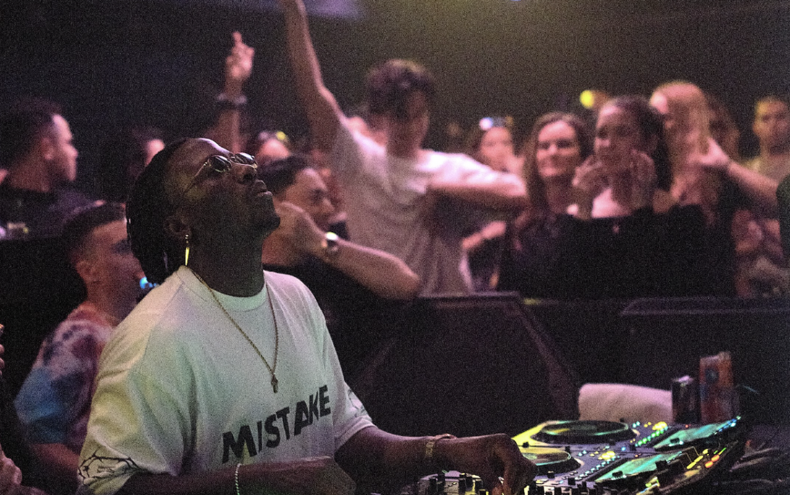 How AMÉMÉ uses Maschine to make Afro-house drums that are shaping the ...