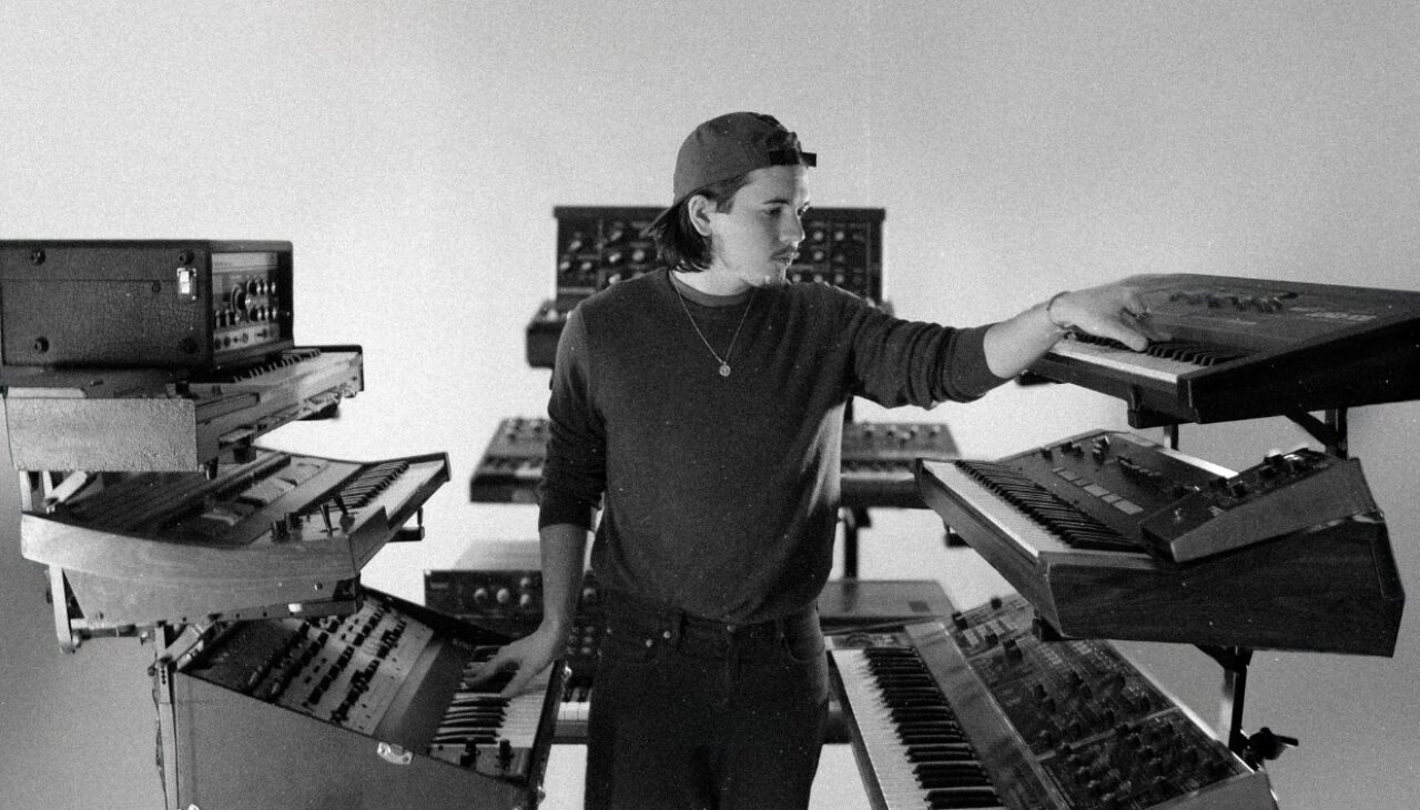 7 essentials for setting up a home recording studio | Native Instruments Blog